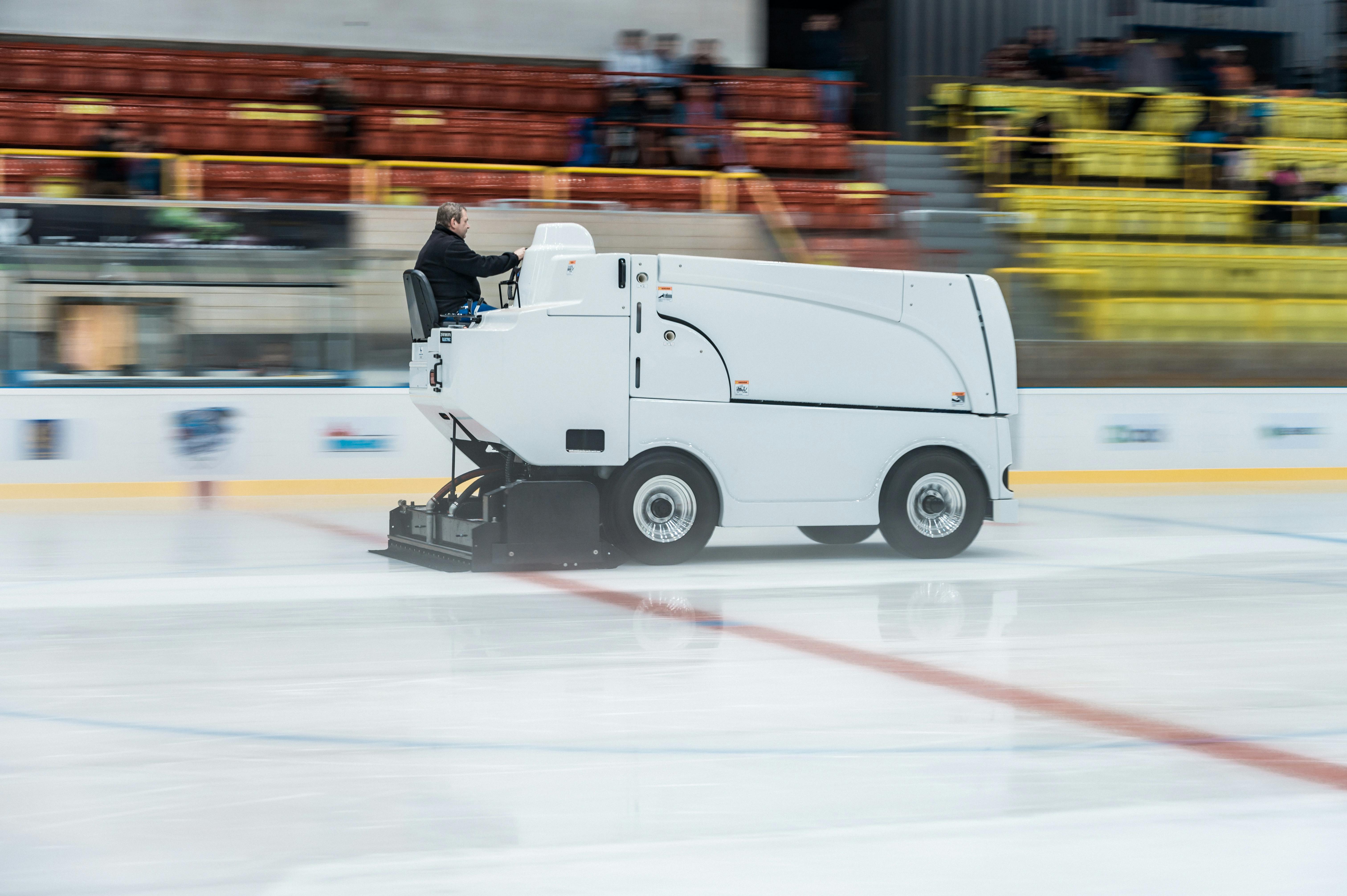 The Hidden Dangers of Ice Resurfacers - And How to Avoid Them – Log ...